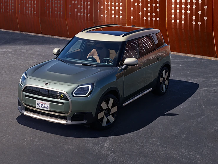 MINI Countryman חשמלית - בטיחות ומערכות עזר לנהיגה | MINI.co.il